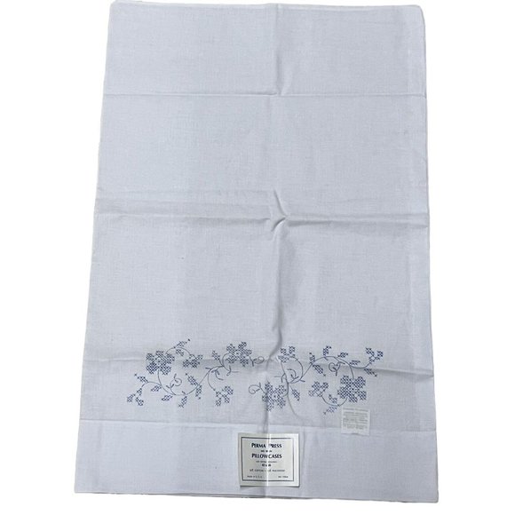 Dan River | Bedding | Vintage Dan River Dantrel White Pillowcase Blue ...